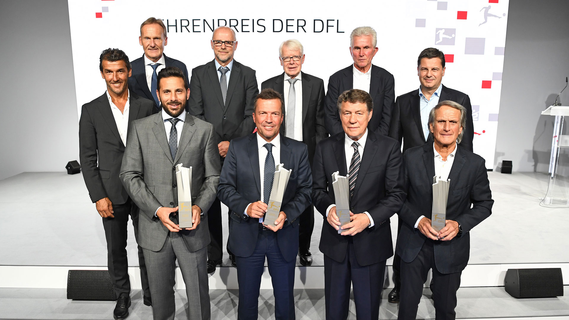 “DFL Ehrenpreis” for Lothar Matthäus, Wolfgang Overath, Claudio Pizarro ...