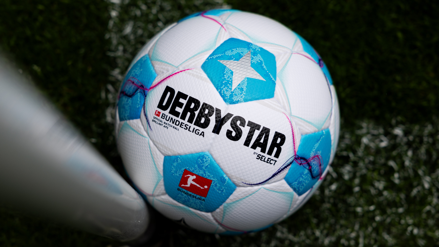 Official match ball for the 2024-25 season | DFL Deutsche Fußball Liga