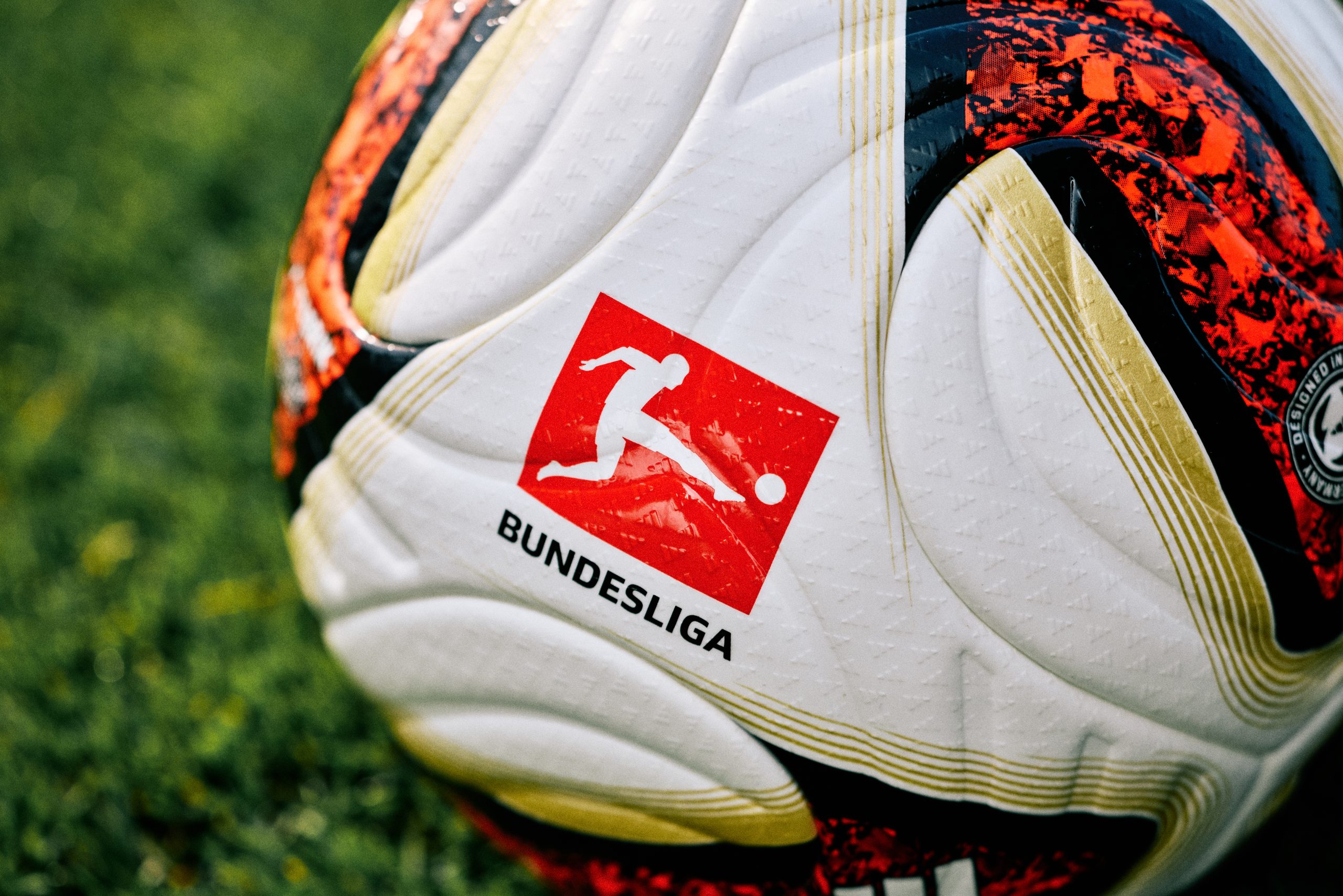 Official Match Ball 2026-27: TORFABRIK returns to German professional ...