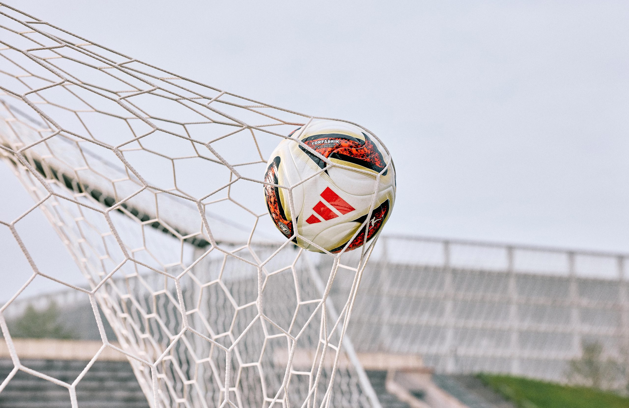 Official Match Ball 2026-27: TORFABRIK returns to German professional ...